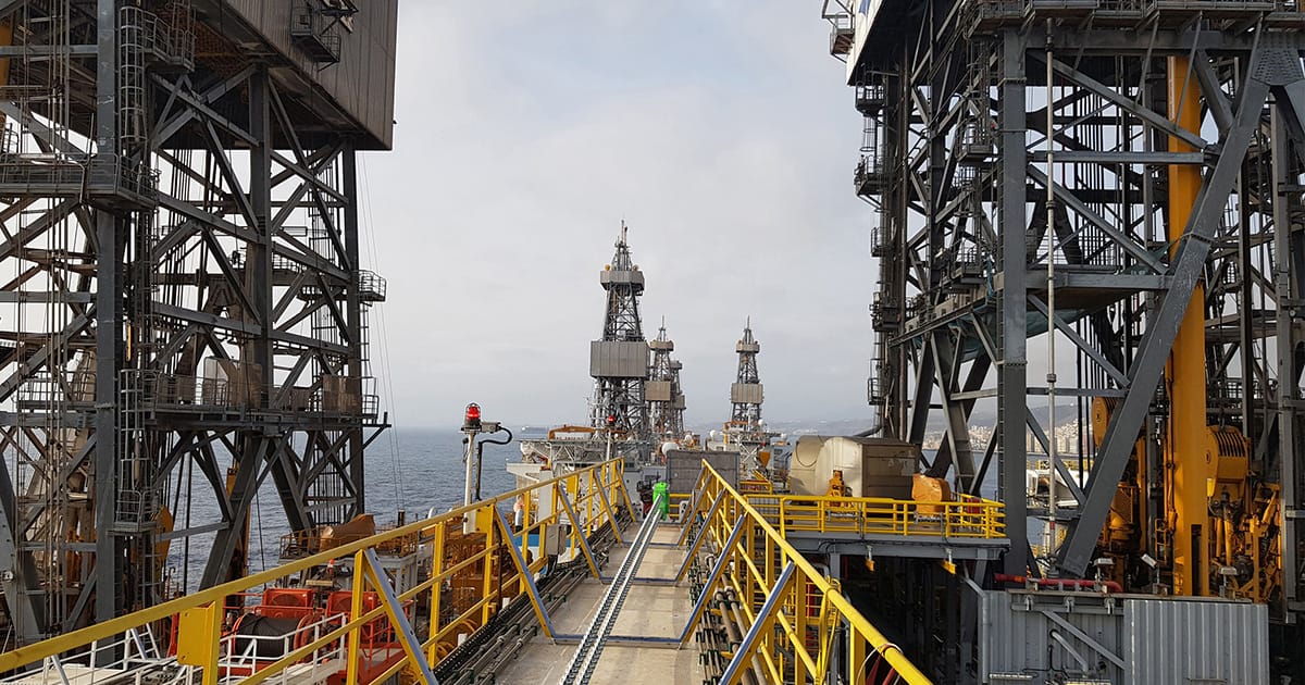 Robust Drive Technology for Maritime Cranes Defy the Extreme Conditions ...
